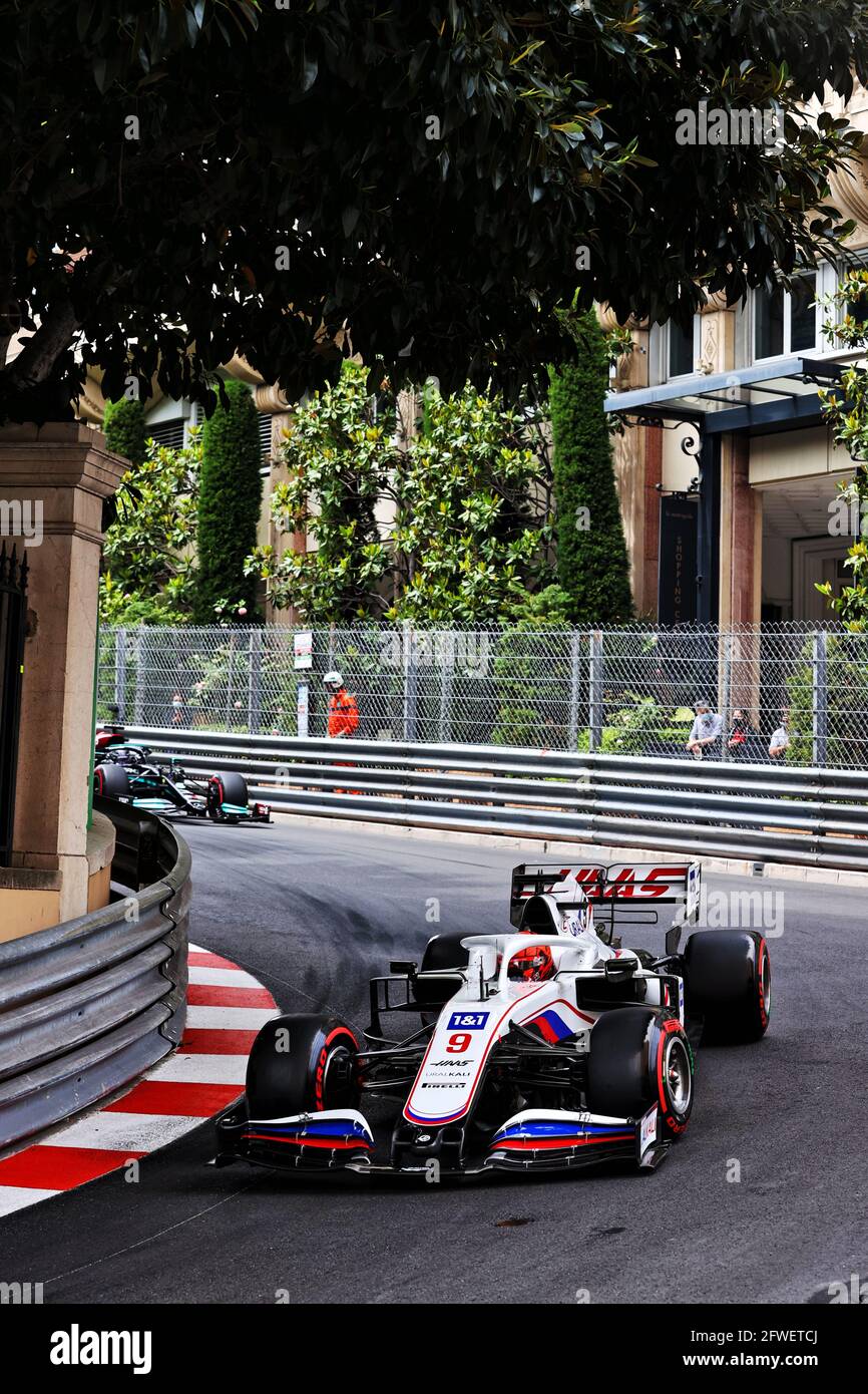Nikita Mazepin (RUS) Haas F1 Team VF-21. Monaco Grand Prix, Saturday ...