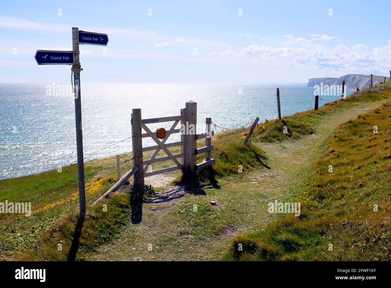 National trust sign coastal path hi-res stock photography and images ...