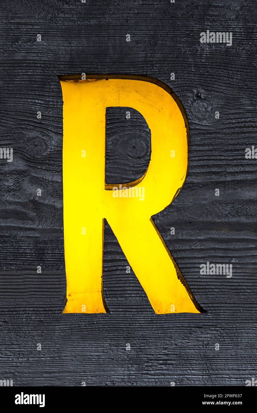 Cut out font hi-res stock photography and images - Alamy