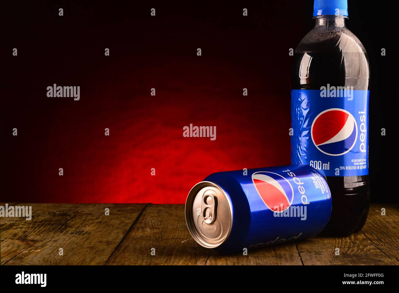 Pepsi on the table hi-res stock photography and images - Alamy