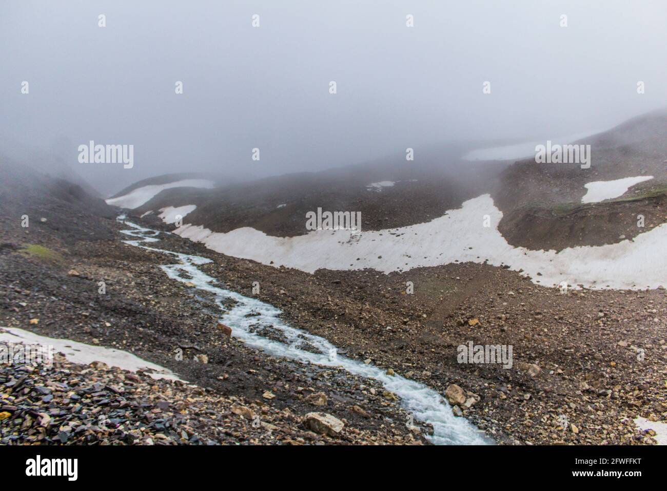 Various views of the Tanglangla pass Stock Photo - Alamy
