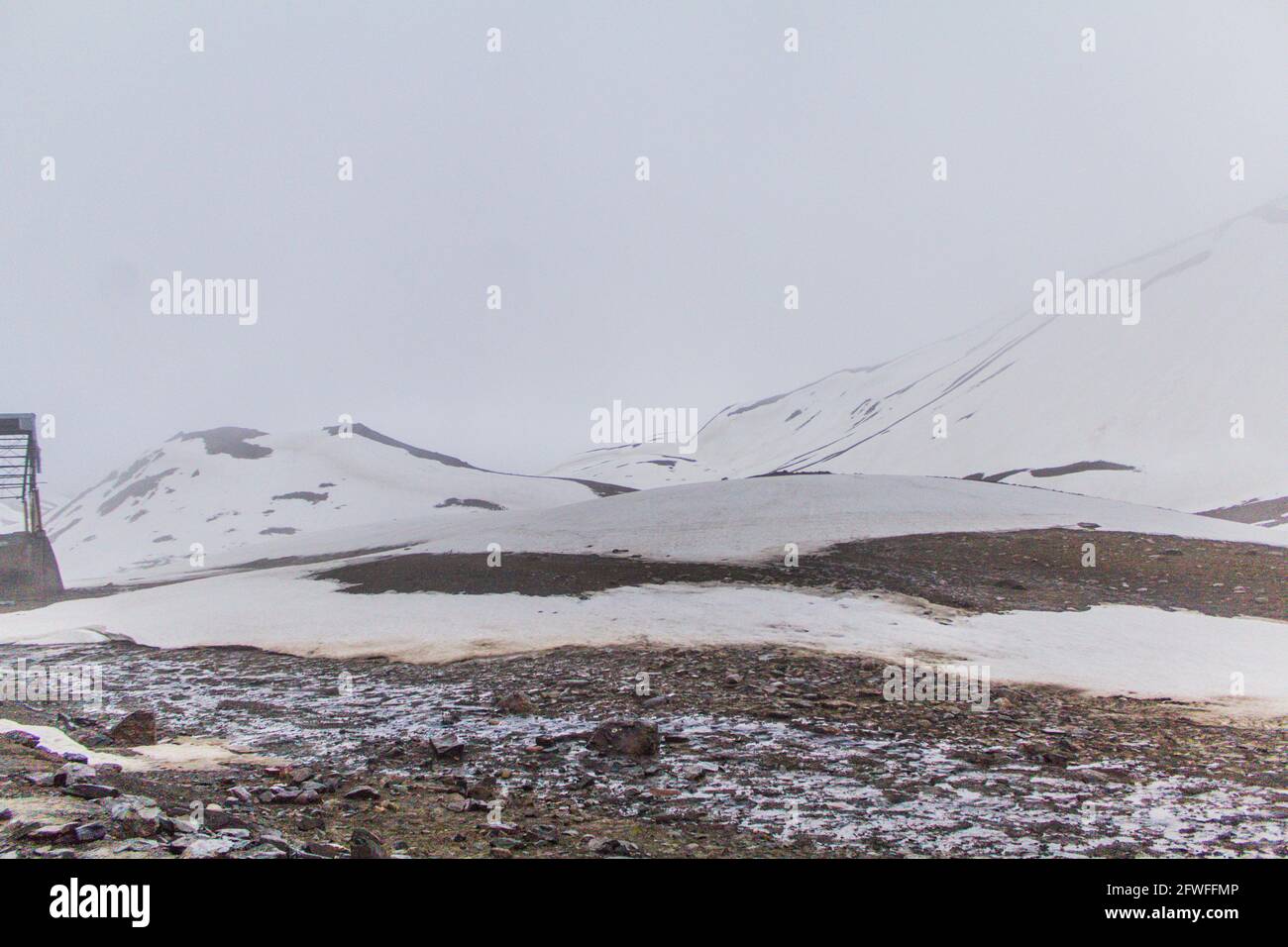 Various views of the Tanglangla pass Stock Photo - Alamy