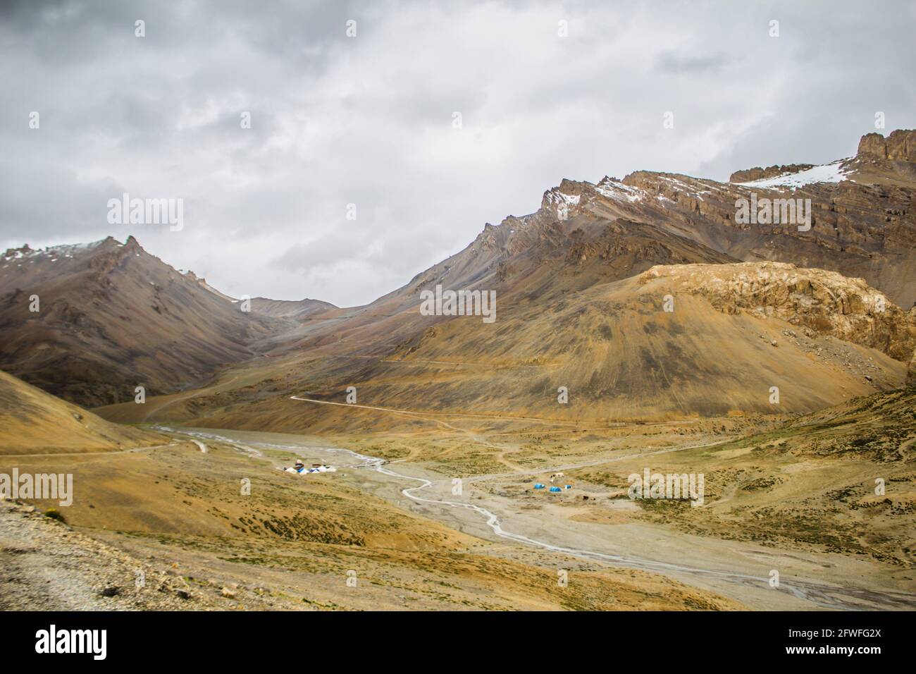 Various views of the Manali Leh Highway Stock Photo - Alamy