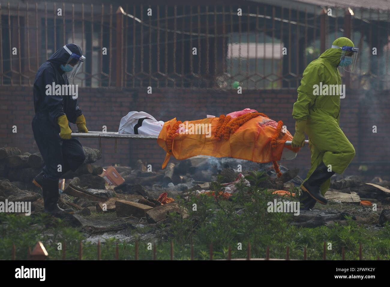 Dead body crematorium hi-res stock photography and images - Alamy