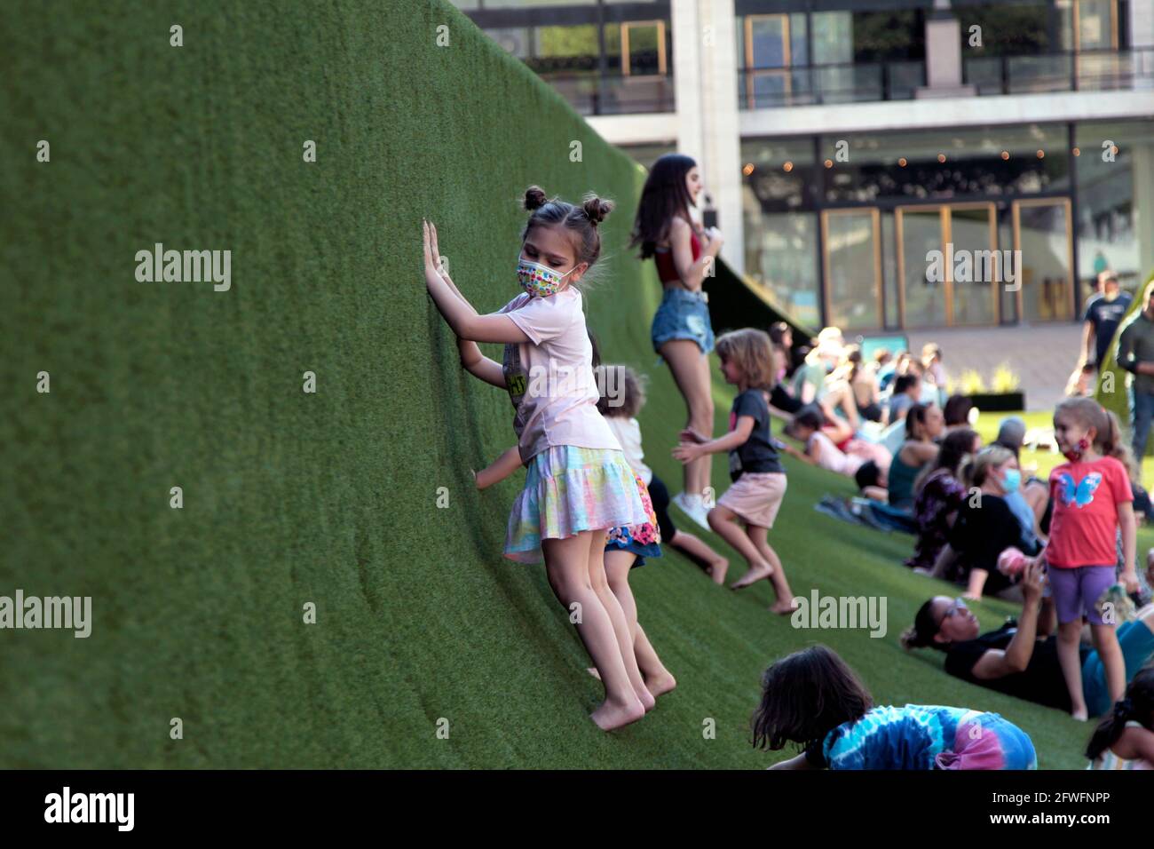 Mimi hi-res stock photography and images - Alamy