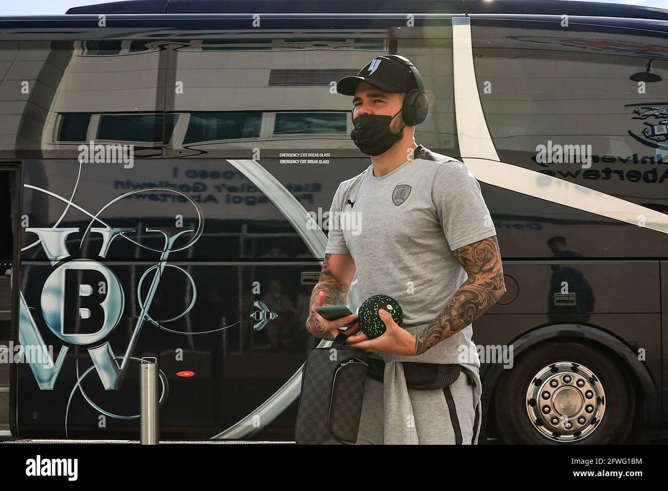 Alex Mowatt #27 of Barnsley arrives at the Liberty Stadium Stock Photo ...