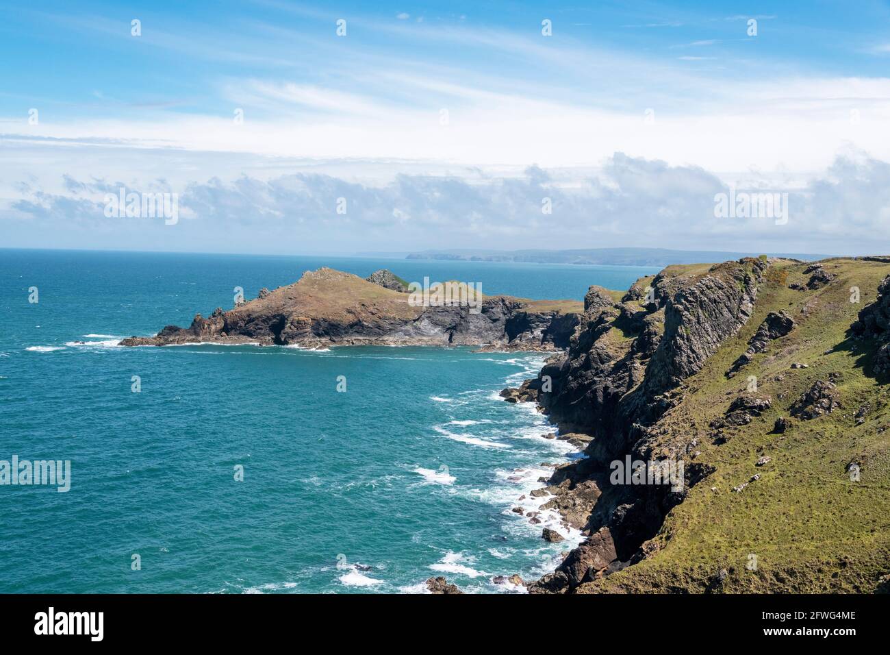 Pentire point hi-res stock photography and images - Alamy