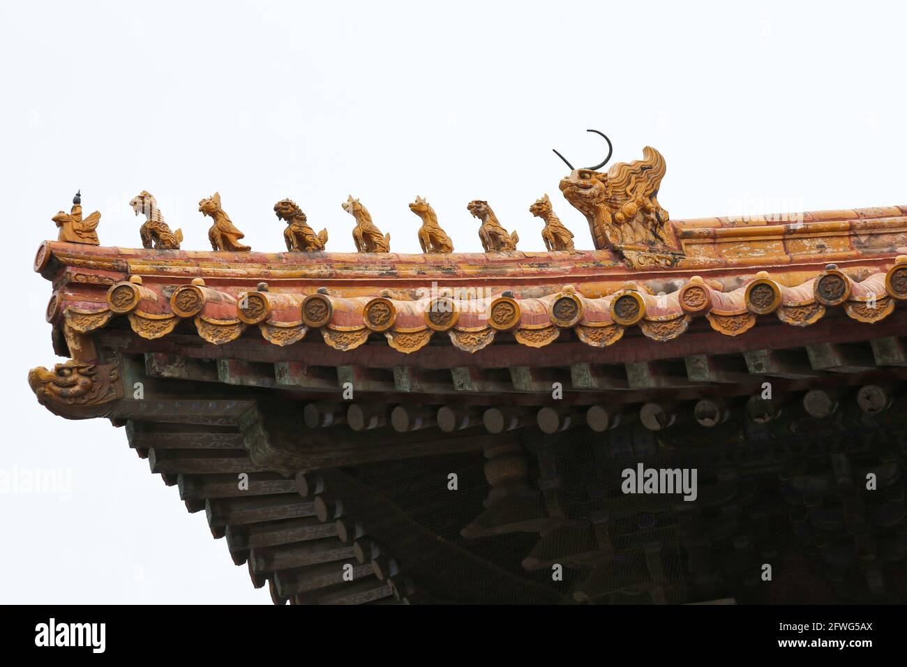 Chinese Roof Statues the number of which demonstrate status. As taken ...