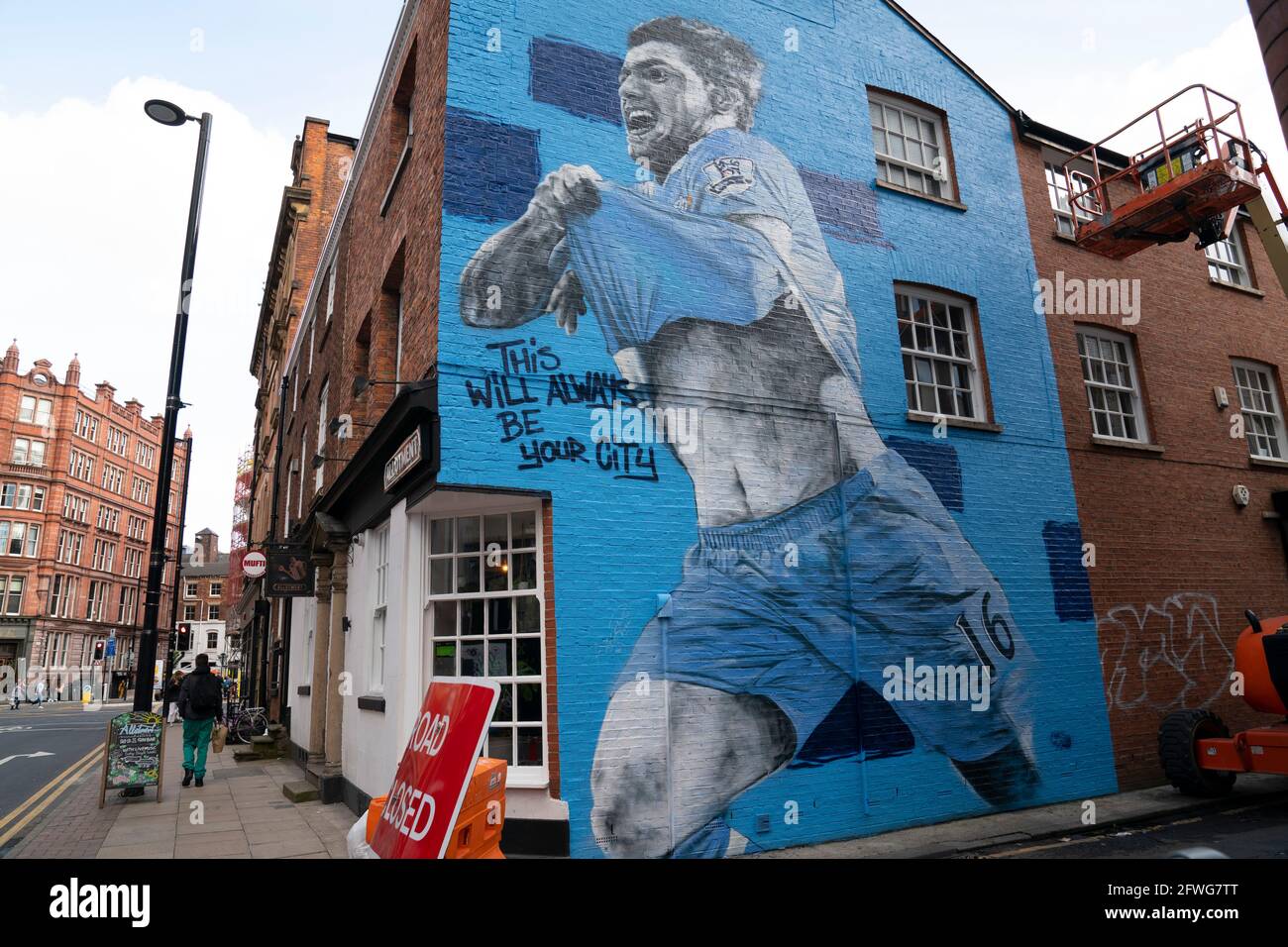 Manchester, UK, 22rd May 2021. A new mural of Manchester City ...