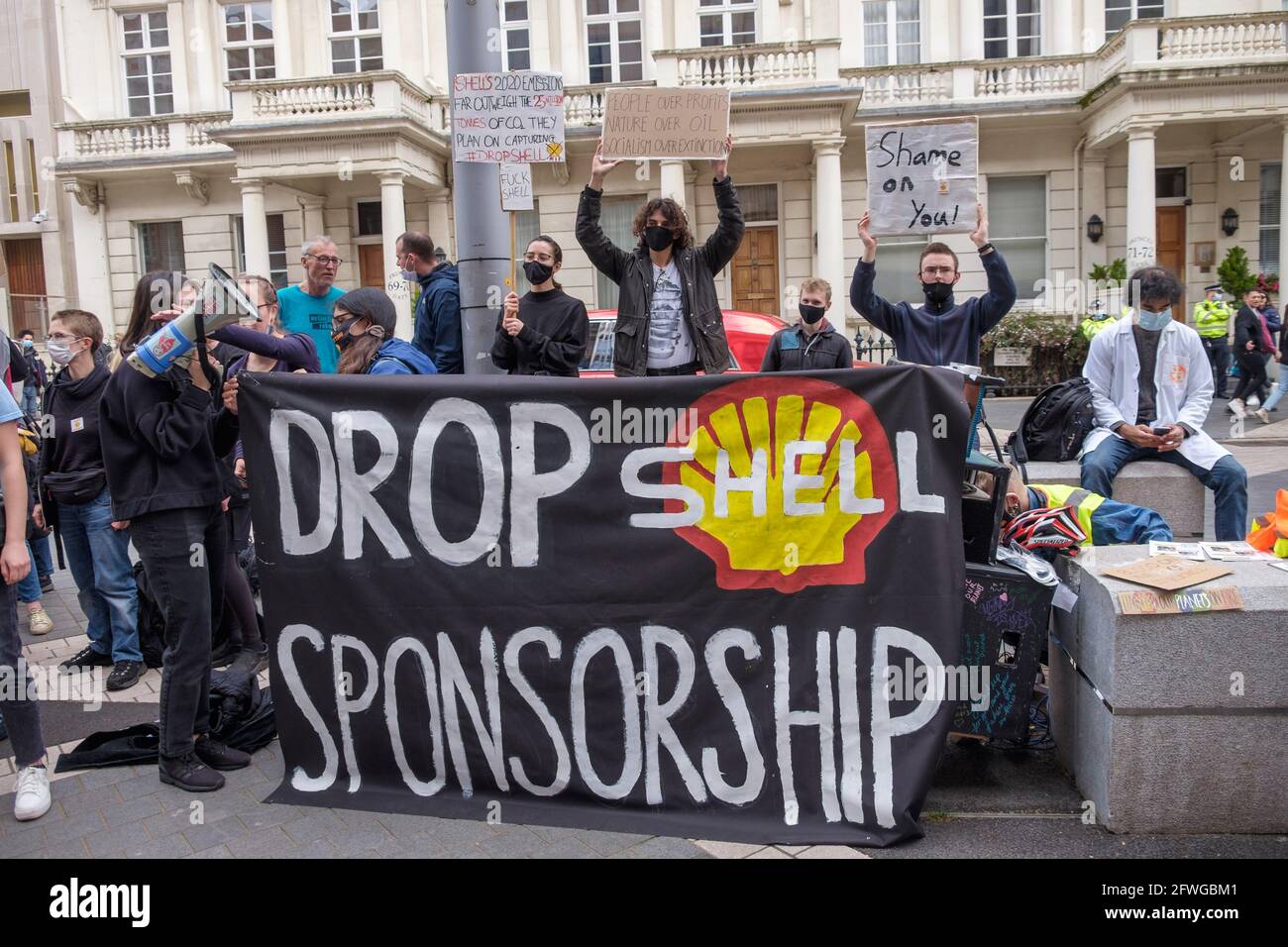 Boycott shell hi-res stock photography and images - Alamy