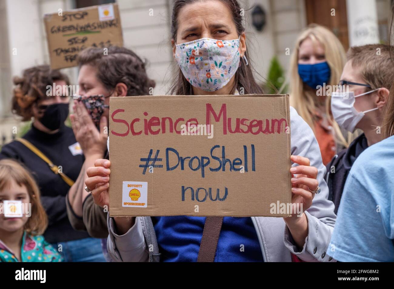 Boycott shell hi-res stock photography and images - Alamy