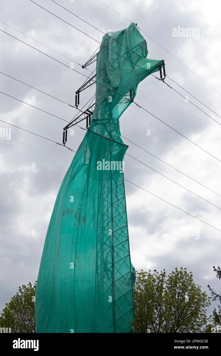 Electricity pylon maintenance hi-res stock photography and images - Alamy