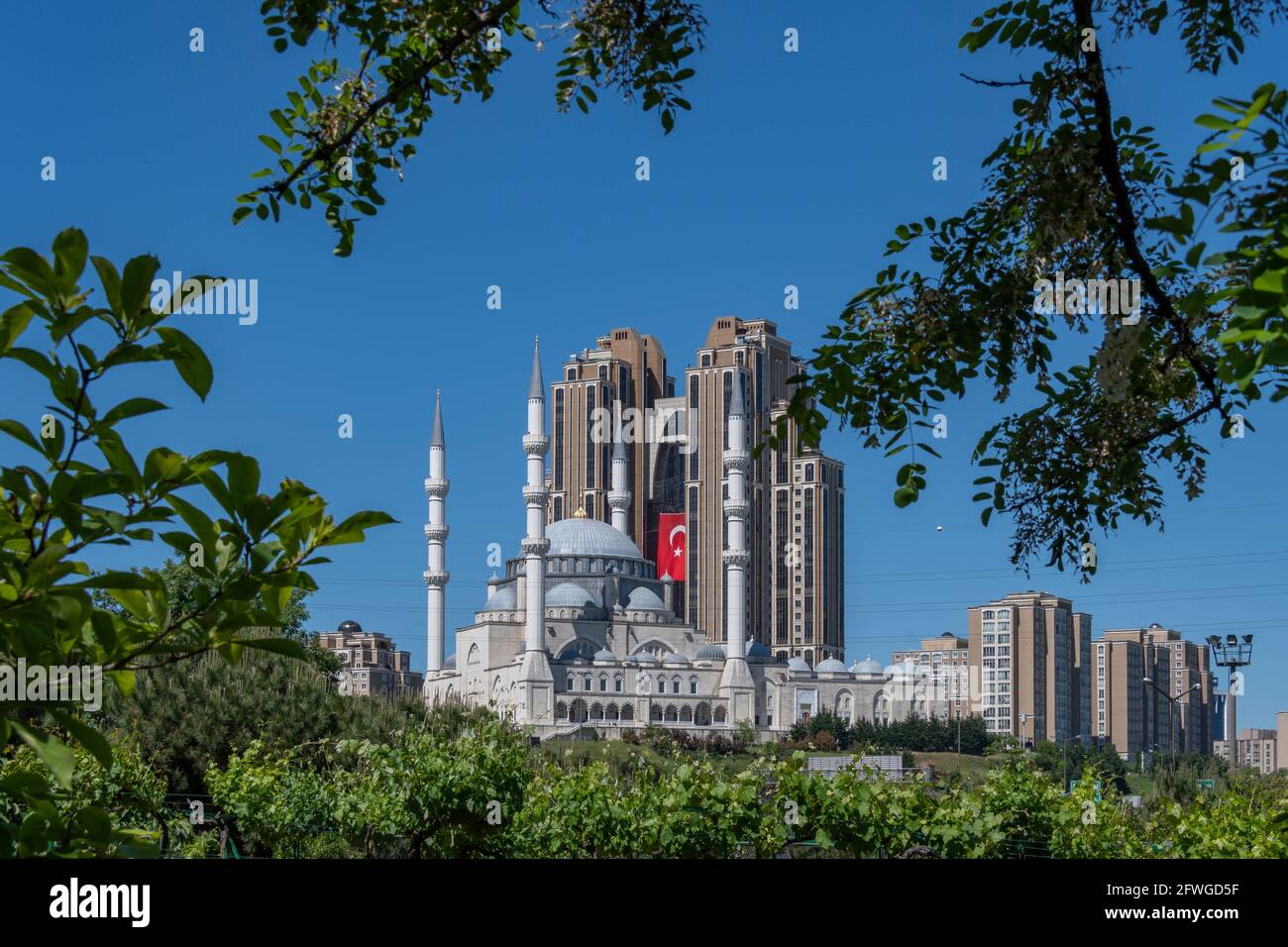 Atasehir mimar sinan mosque hi-res stock photography and images - Alamy