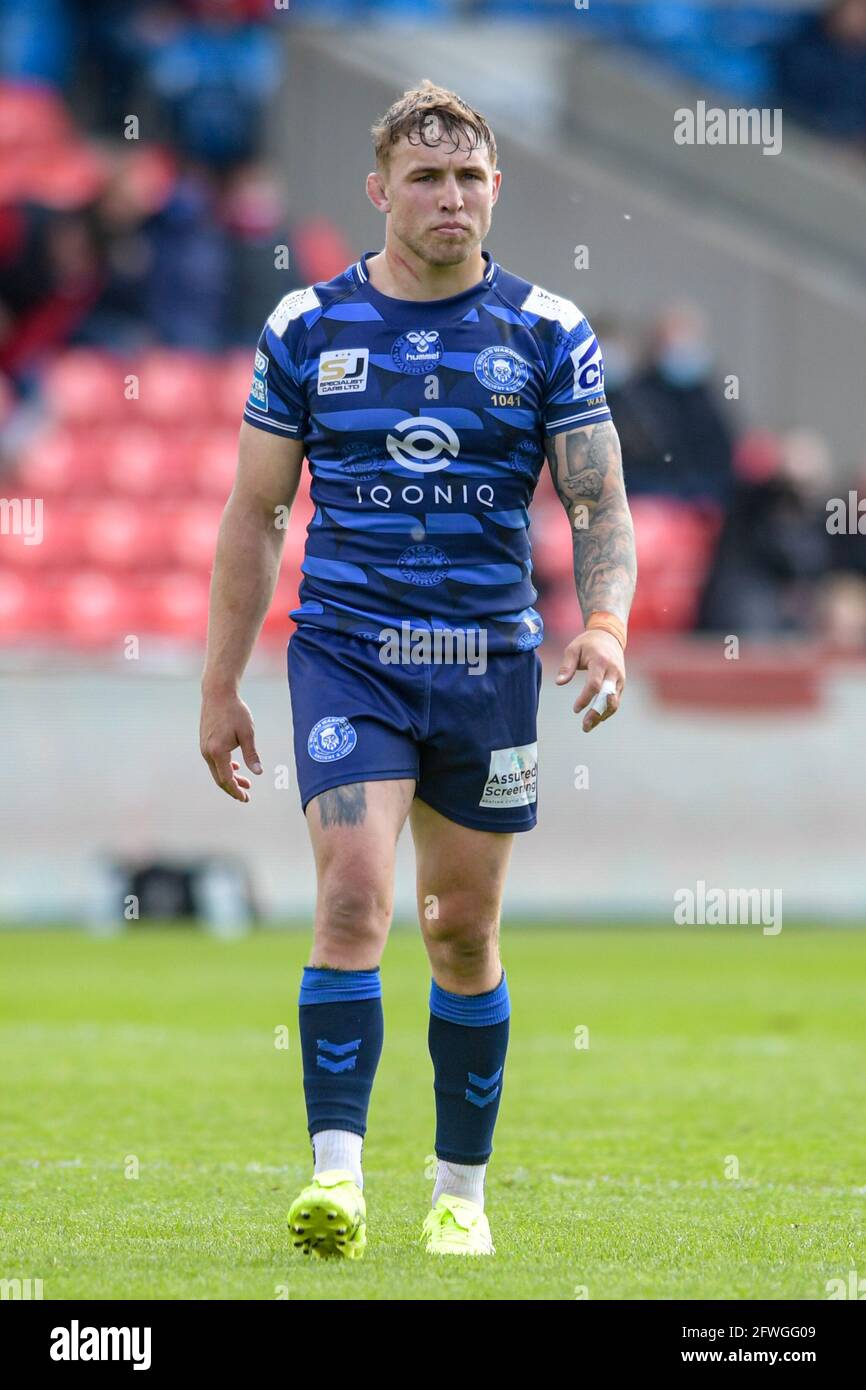 Aj powell hi-res stock photography and images - Alamy