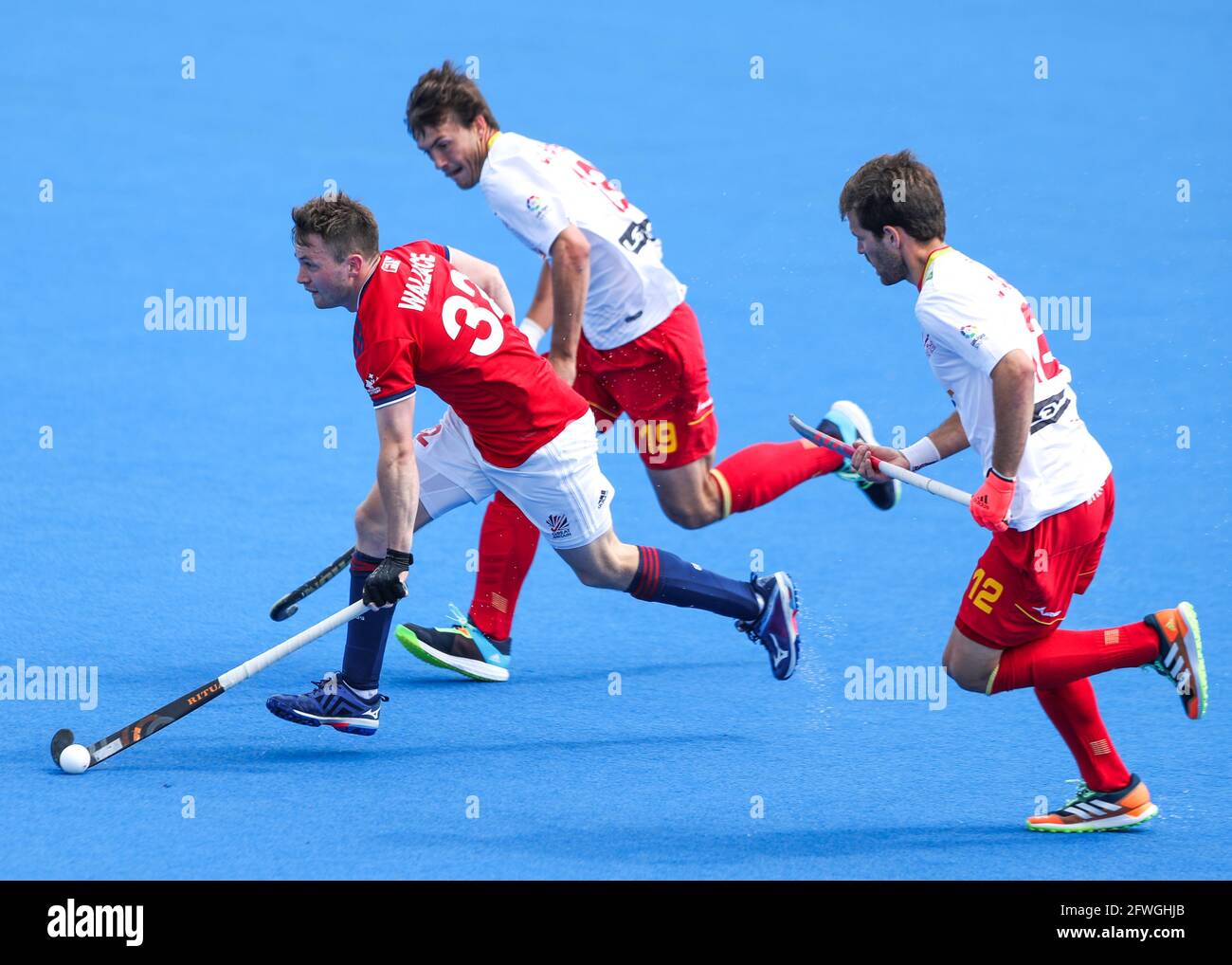 Zach wallace hockey hi-res stock photography and images - Alamy