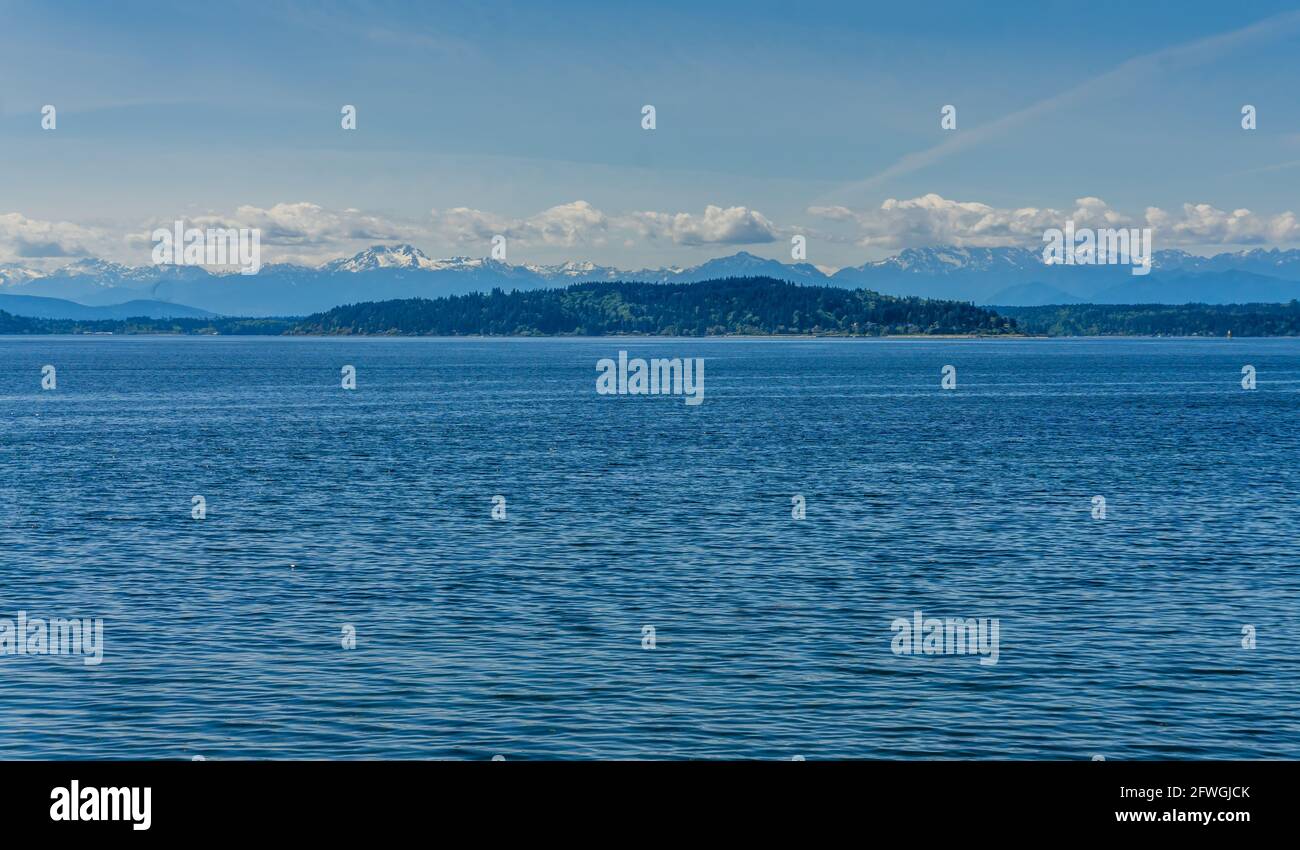 A view of the Olympic Mountains across the Puget Sound in Washington ...