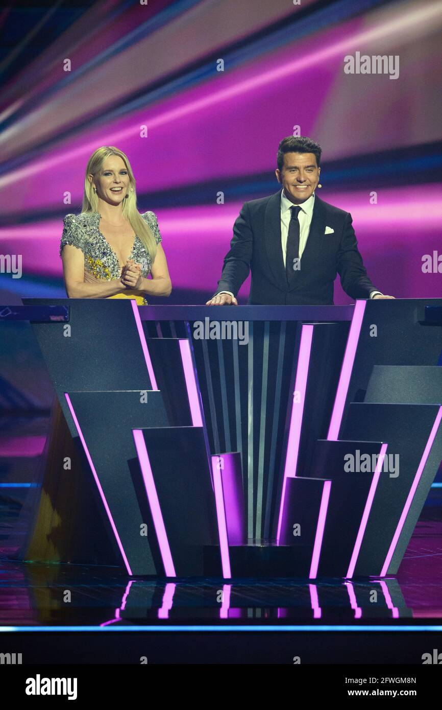 Rotterdam, Netherlands. 18th May, 2021. Presenters Chantal Janzen and ...