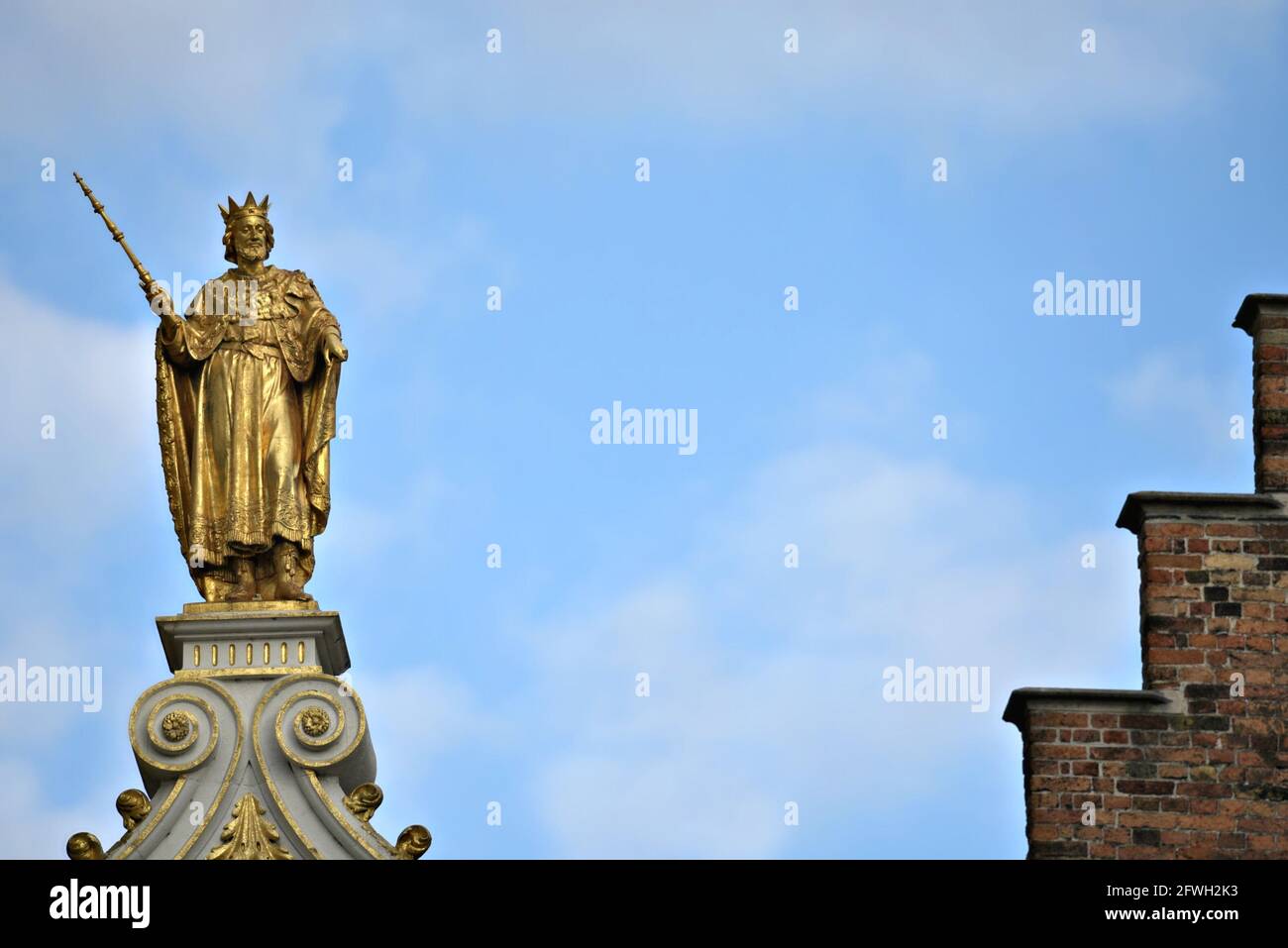 Scenic view of the gilded bronze statue of Count Boudewijn the first ...