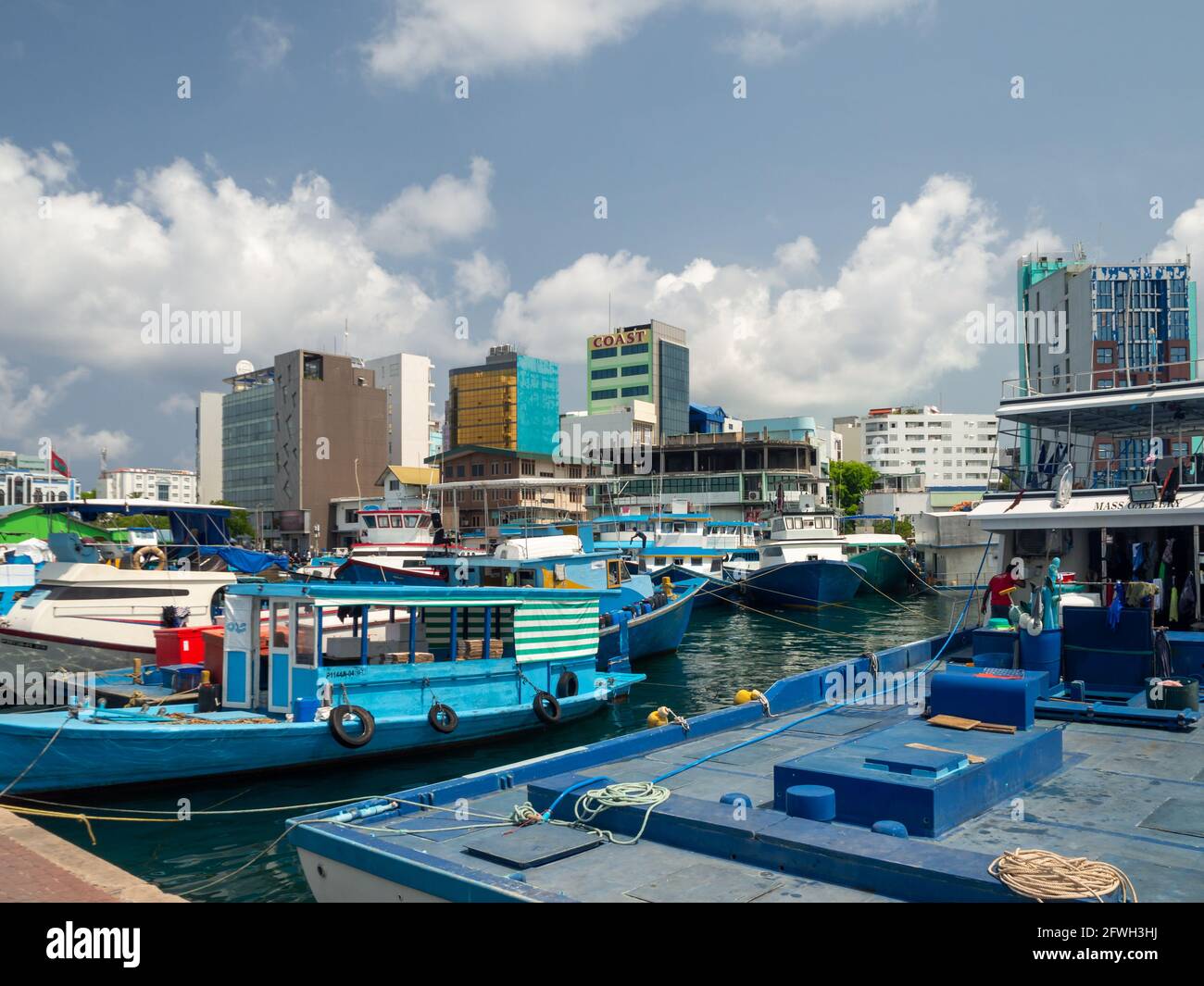 Male, Maldives paradise islands, Indian ocean sea, city street life and ...