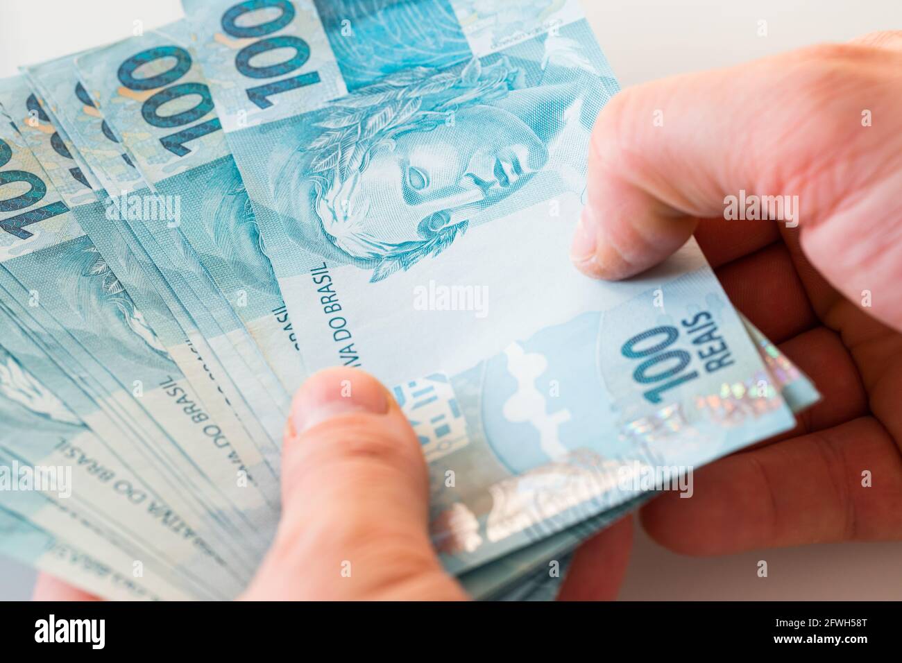 100 brl brazilian currency hi-res stock photography and images - Alamy