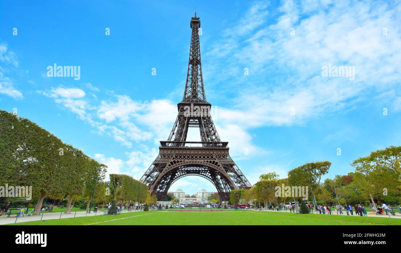 Panoramic sightseeing paris hi-res stock photography and images - Alamy