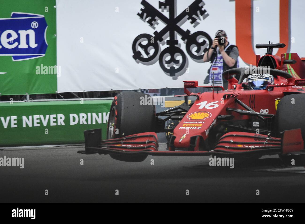 16 LECLERC Charles (mco), Scuderia Ferrari SF21, action, crash, accident during the 2021 Formula ...
