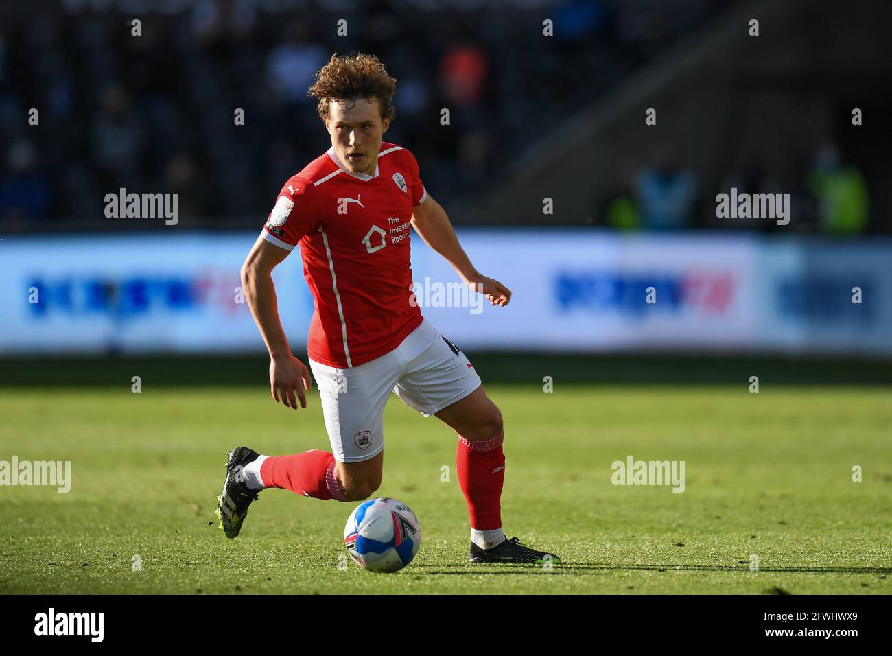 Callum Styles #4 of Barnsley in action during the game Stock Photo - Alamy