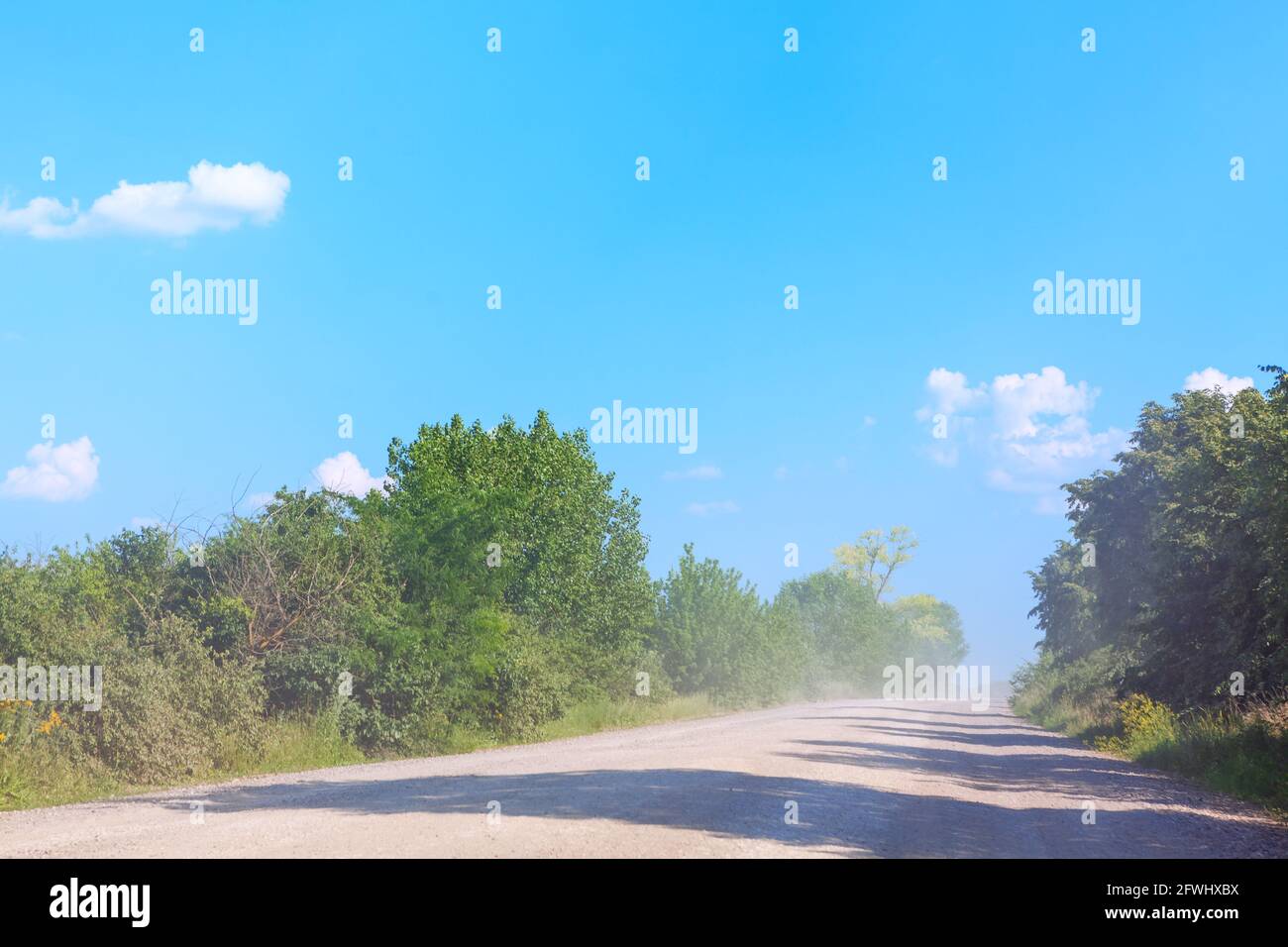 Tyre dust grass hi-res stock photography and images - Alamy