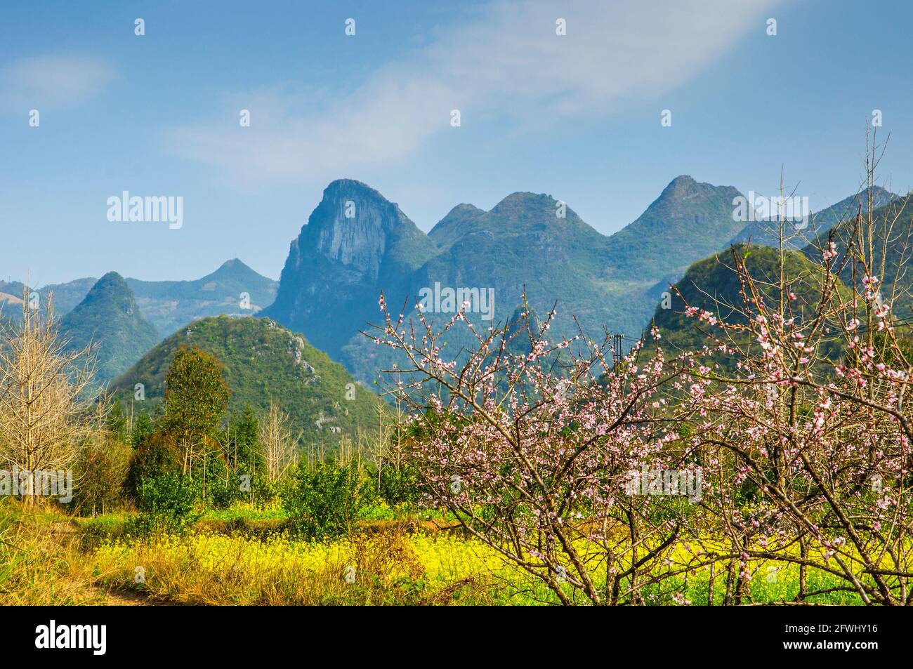 Countryside attraction hi-res stock photography and images - Alamy