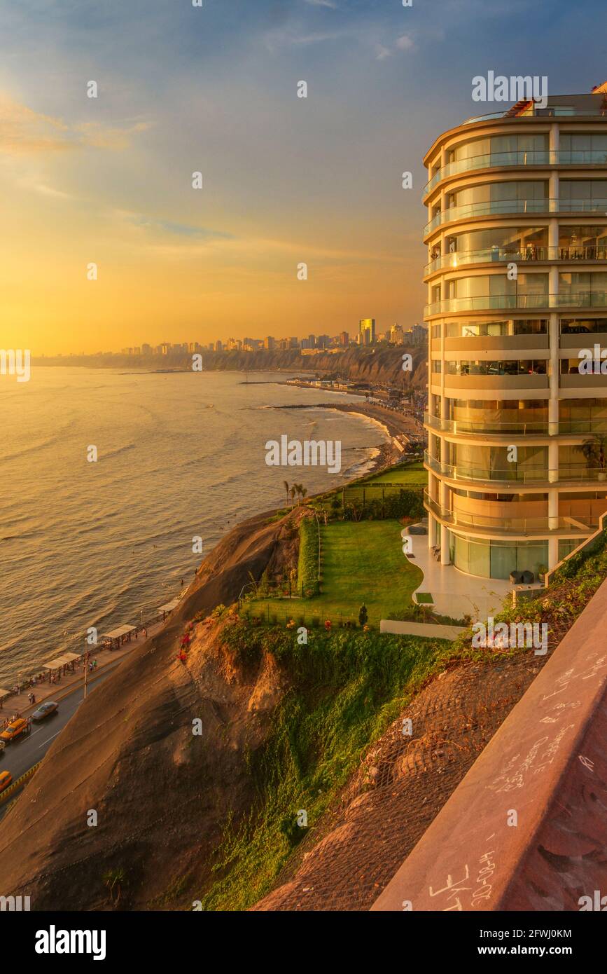 The beauty of the Lima Beach Circuit, during the summer Stock Photo - Alamy
