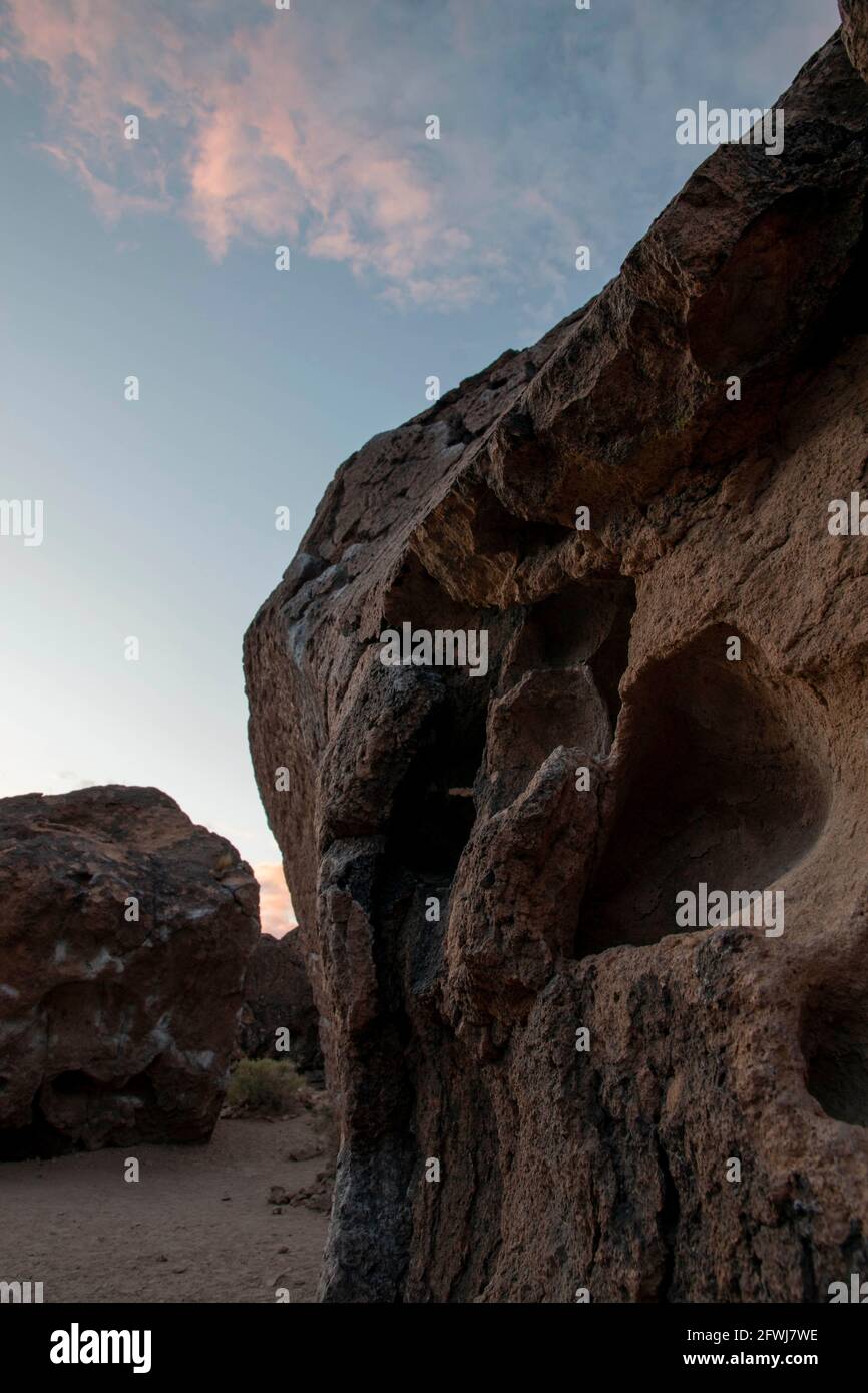 Great big boulder hi-res stock photography and images - Alamy