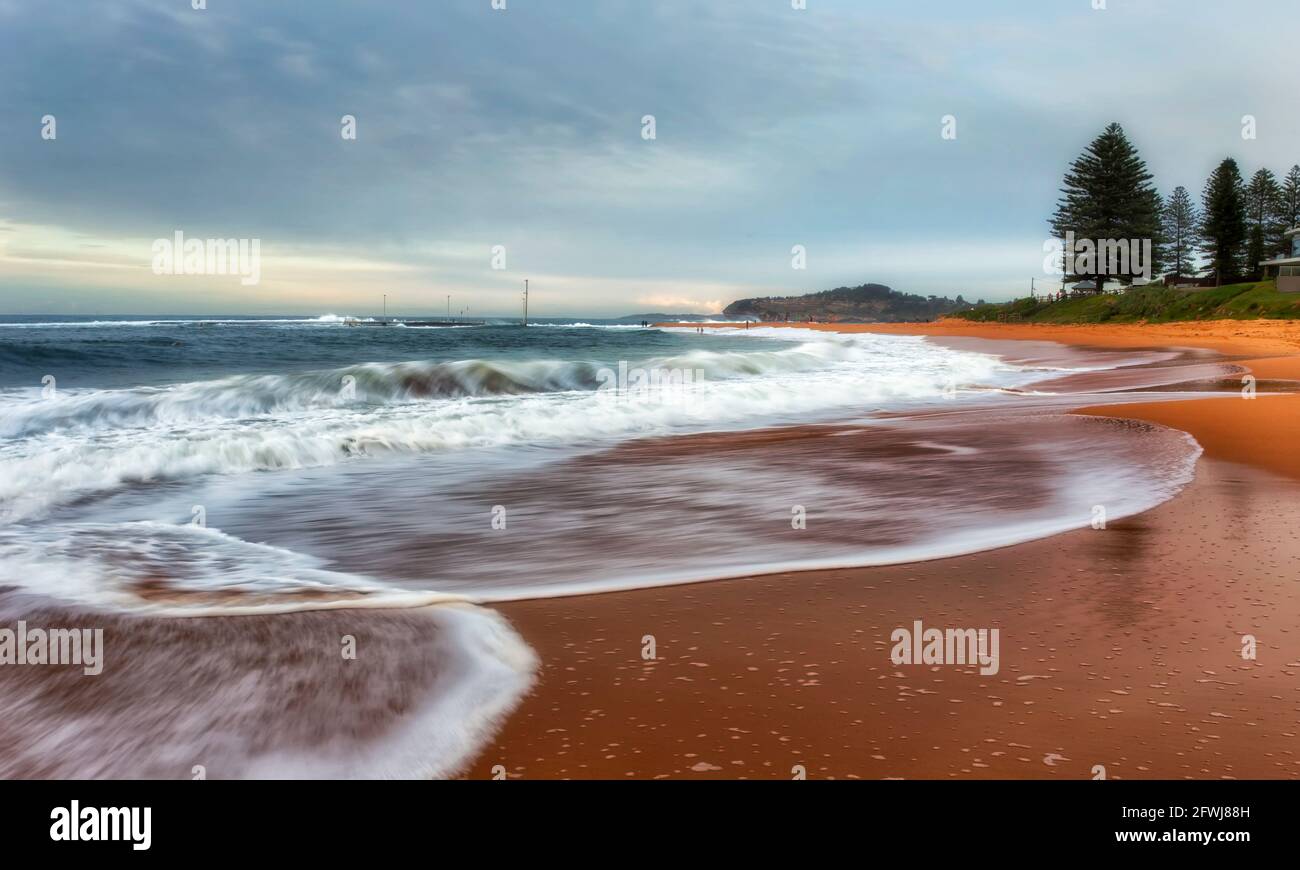 Sea Mona vale basin beach Stock Photo - Alamy