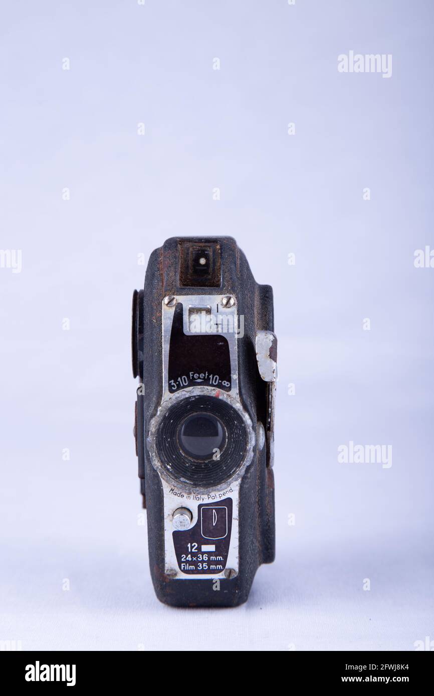 Old film camera Stock Photo - Alamy
