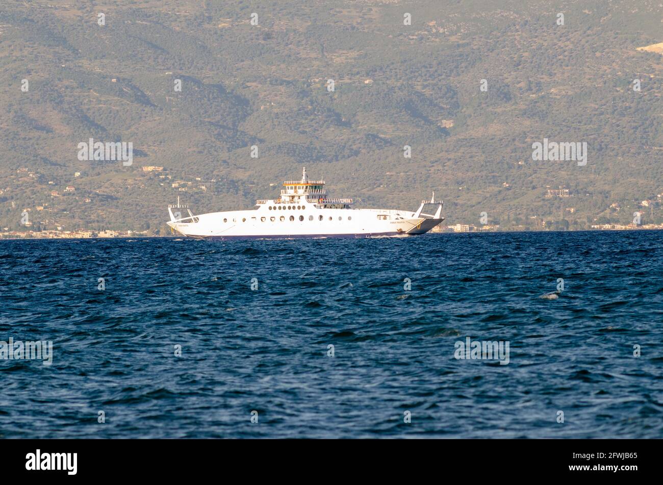 Passenger and vehicle ferries hi-res stock photography and images - Alamy
