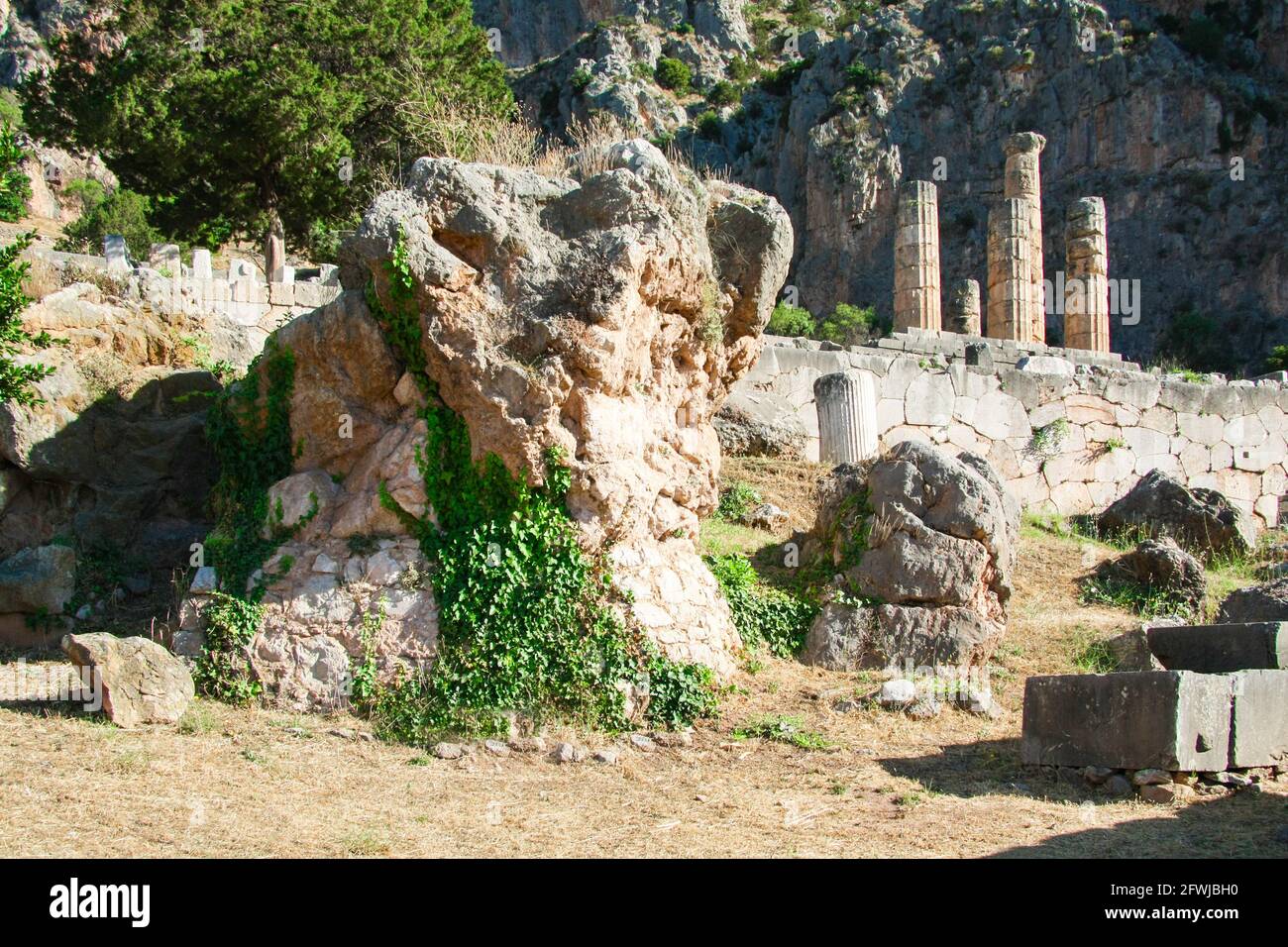 Delphi, Greece: Rock of the Sibyl near the Temple of Apollo, Center of ...