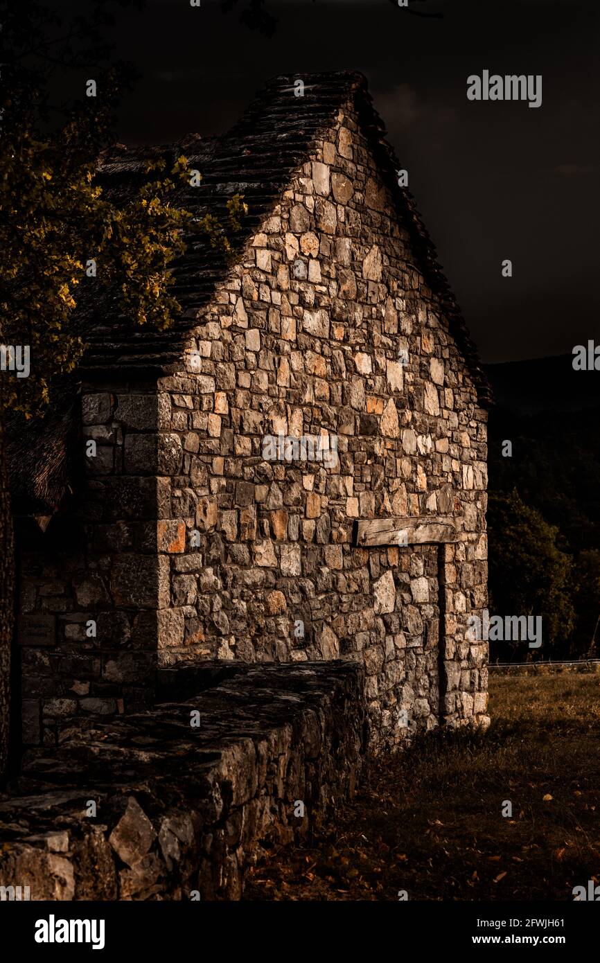 Old countryside stone cottage Stock Photo - Alamy