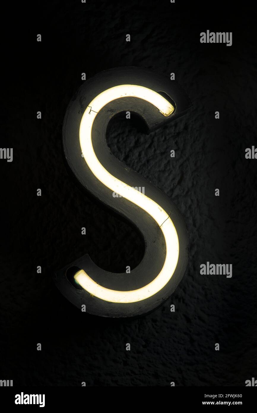 Neon letter s hi-res stock photography and images - Alamy