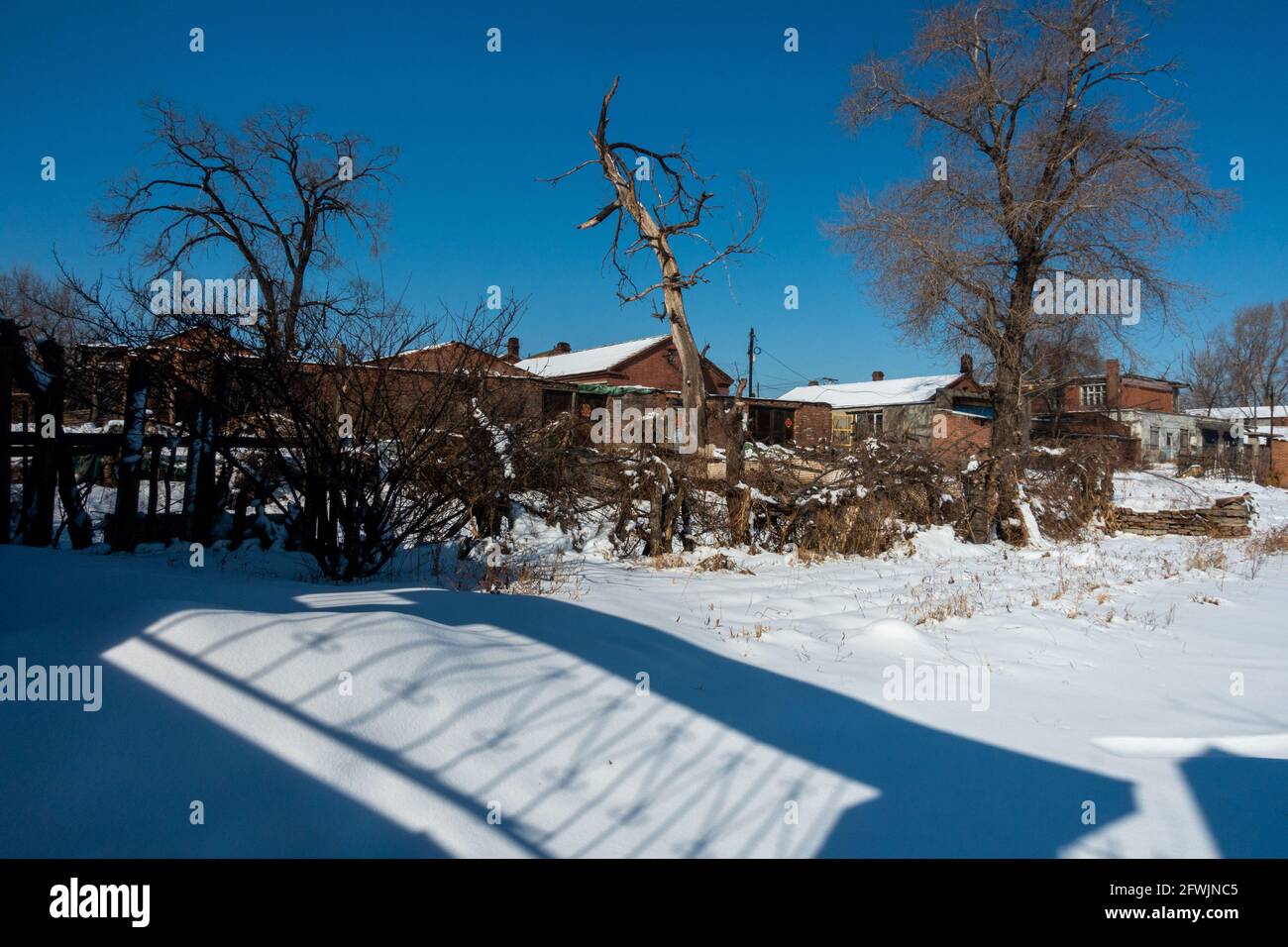 Rural rhythm of snow Stock Photo - Alamy