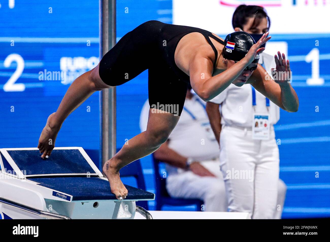 Robin neumann hi-res stock photography and images - Alamy