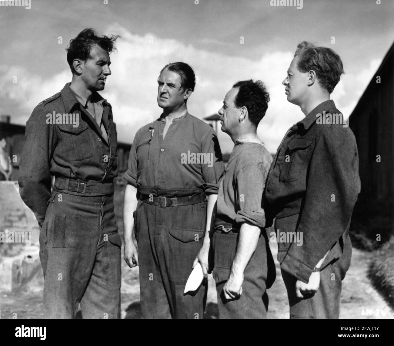 MICHAEL REDGRAVE JACK WARNER MERVYN JOHNS and JIMMY HANLEY in THE ...