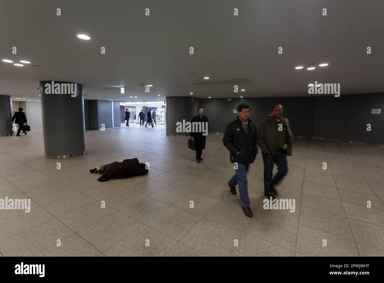 Japan workers sleeping hi-res stock photography and images - Alamy