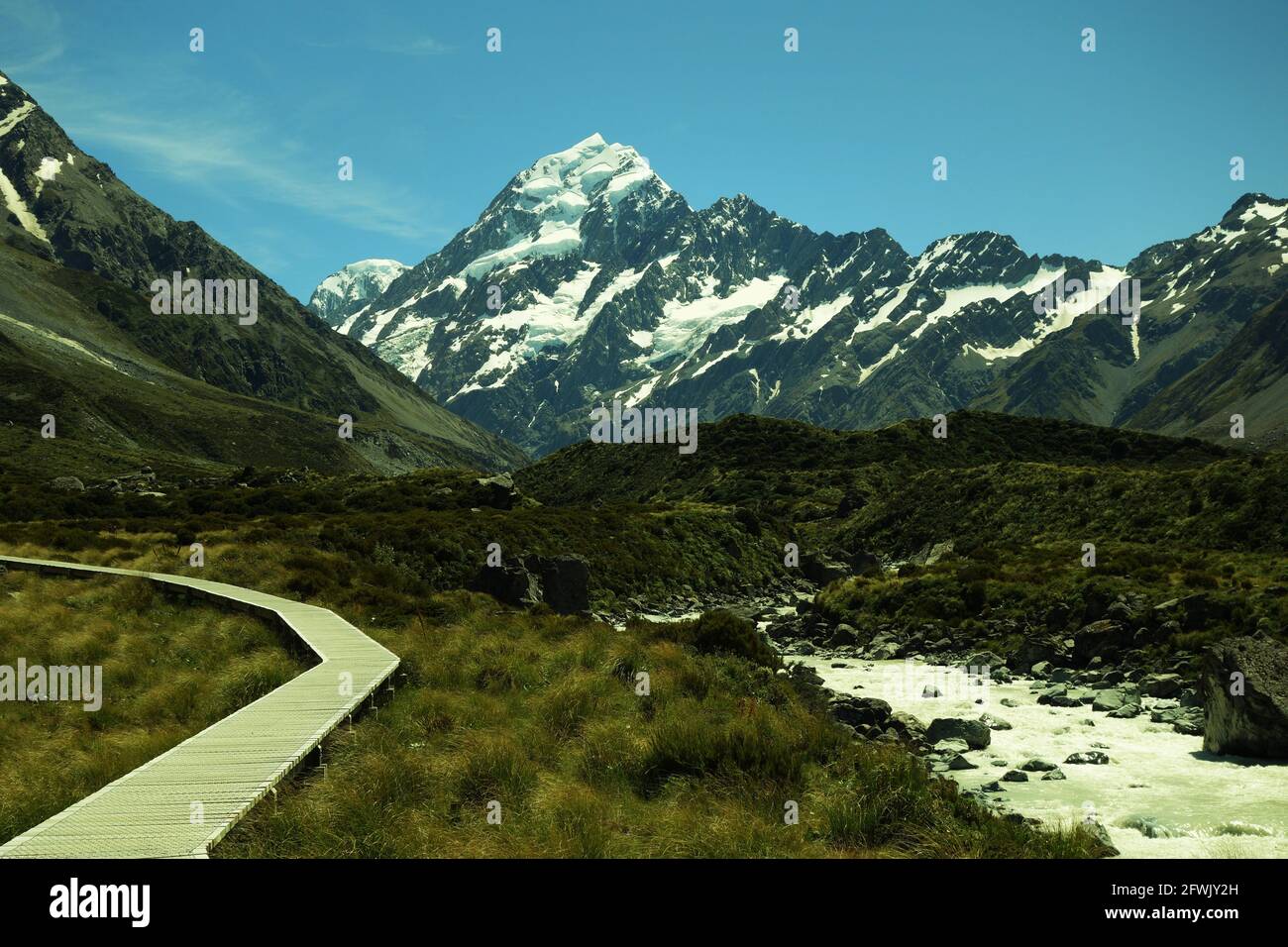 Beautiful views of Mt Cook and the valley Stock Photo - Alamy