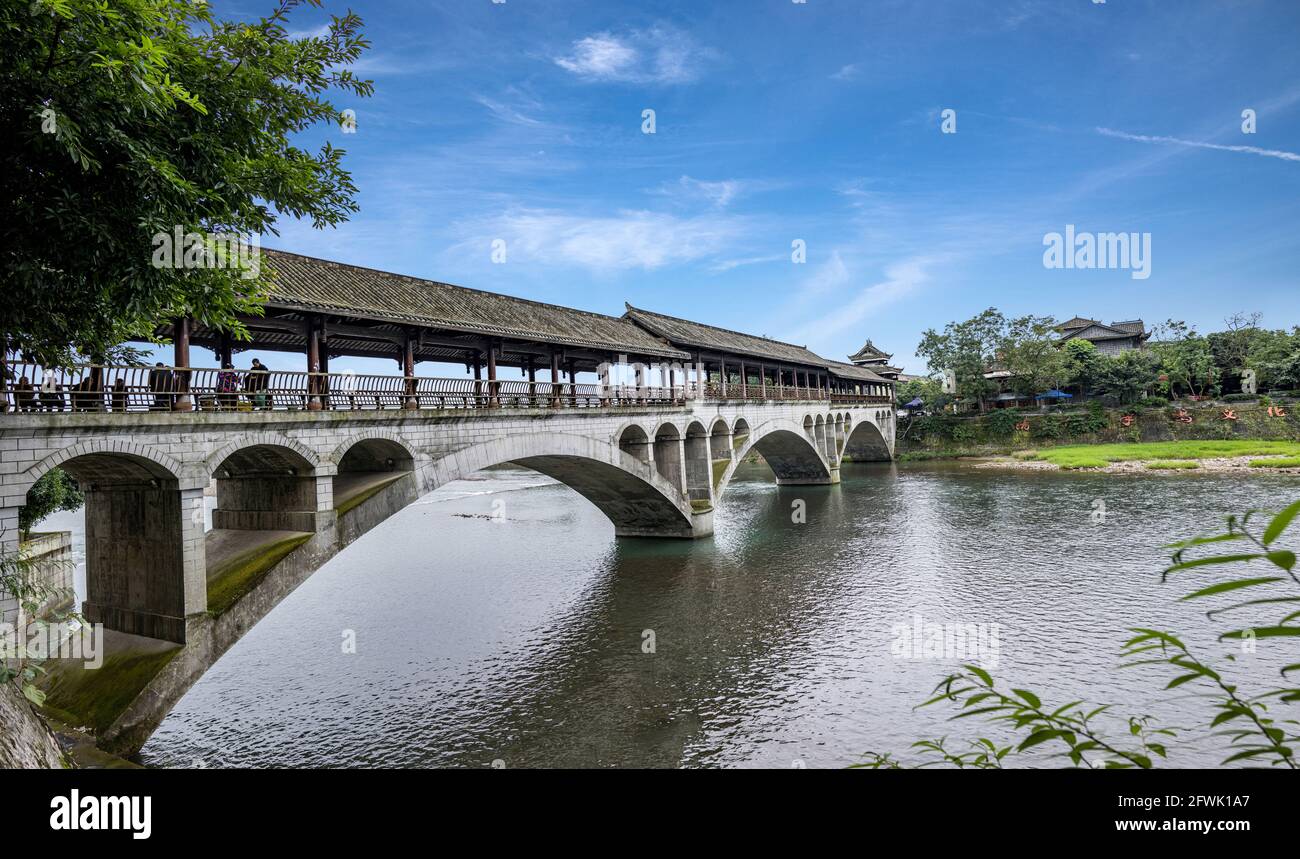 Chengdu in sichuan province ping town wind and rain bridge Stock Photo ...