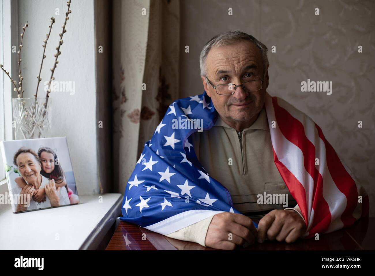 Patriotic Retired Man With Usa Flag Stock Photo - Alamy