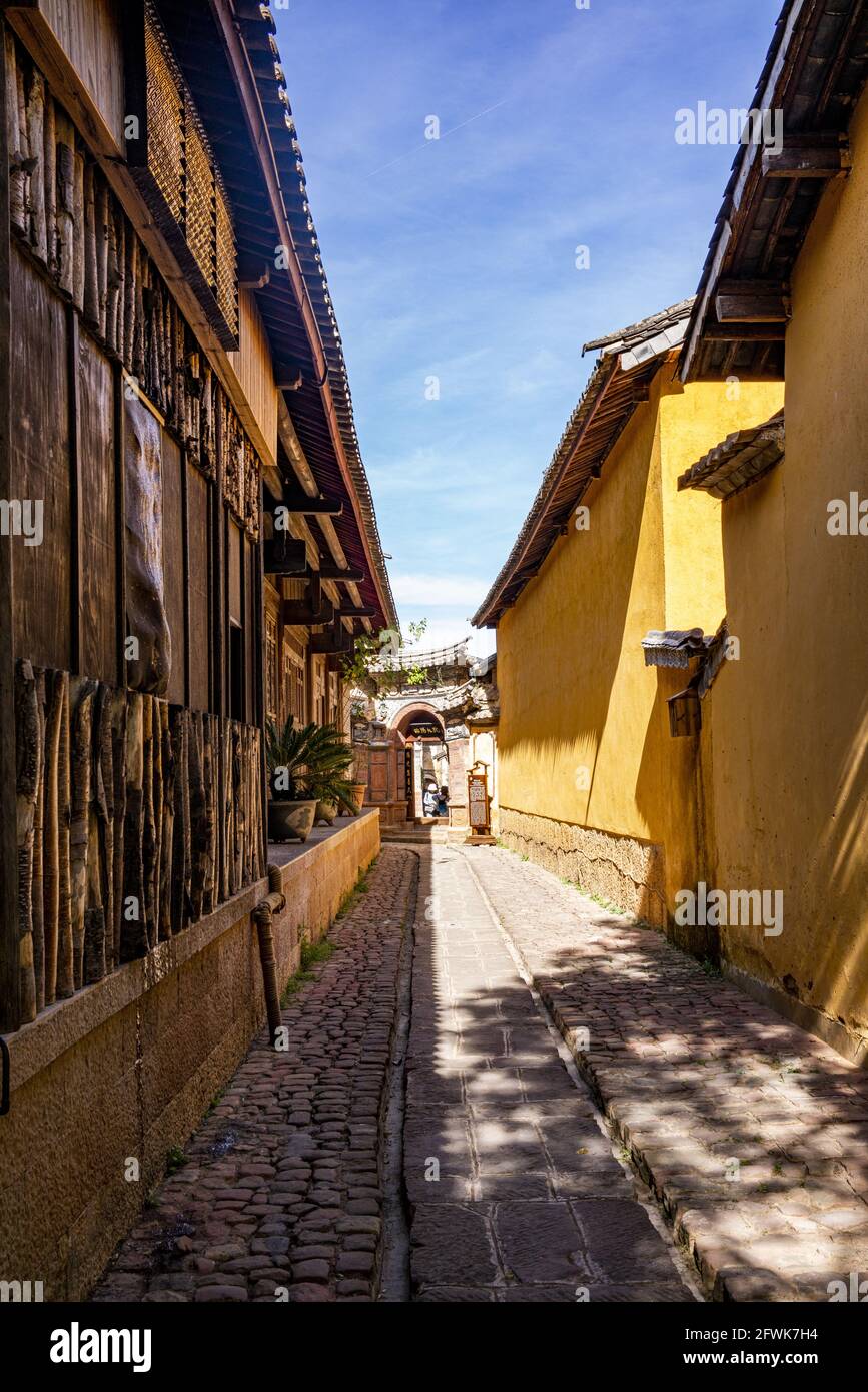 Ma pot head hi-res stock photography and images - Alamy