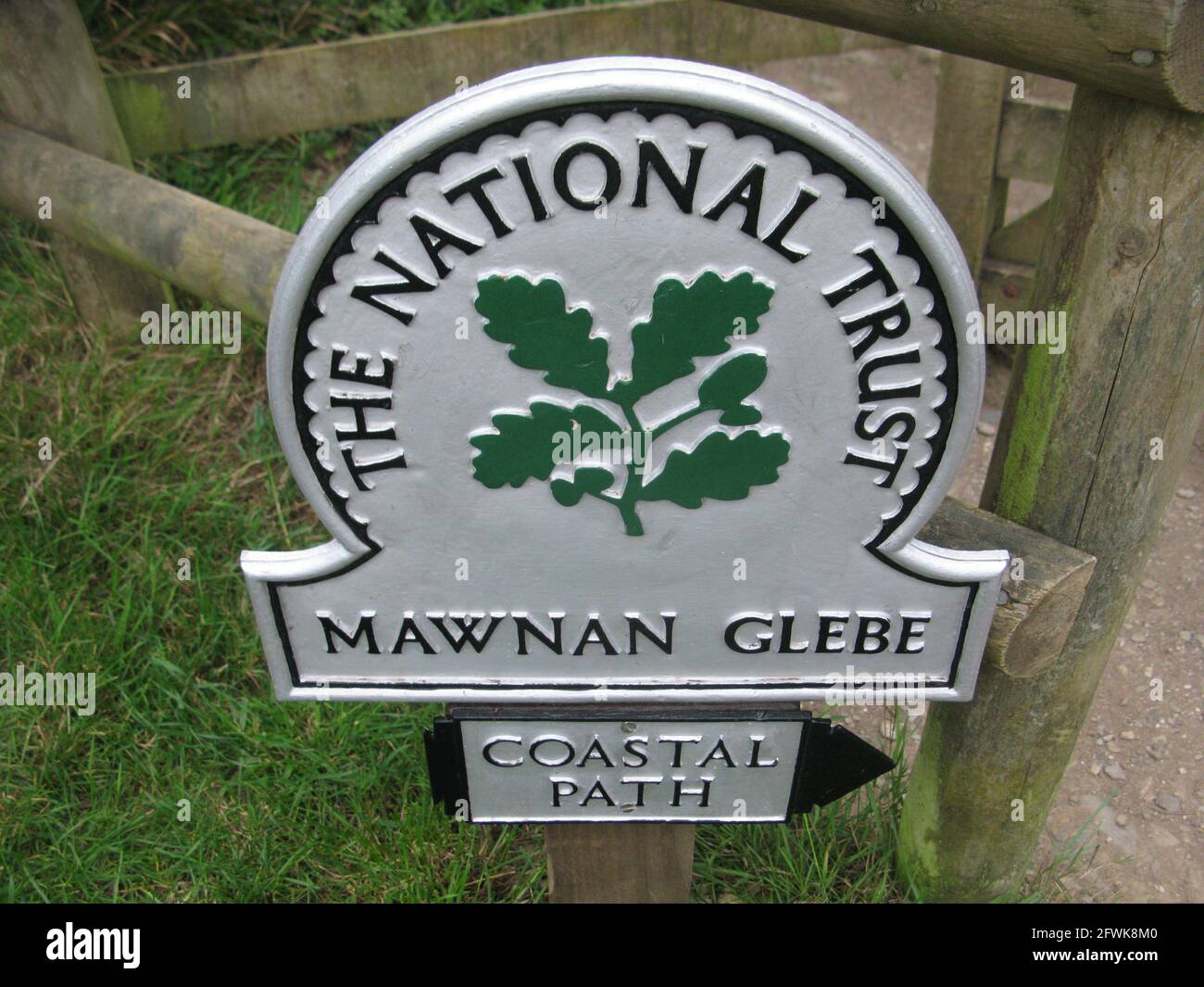 Mawnan Glebe sign. South west coast path. Lizard peninsula. Cornwall ...