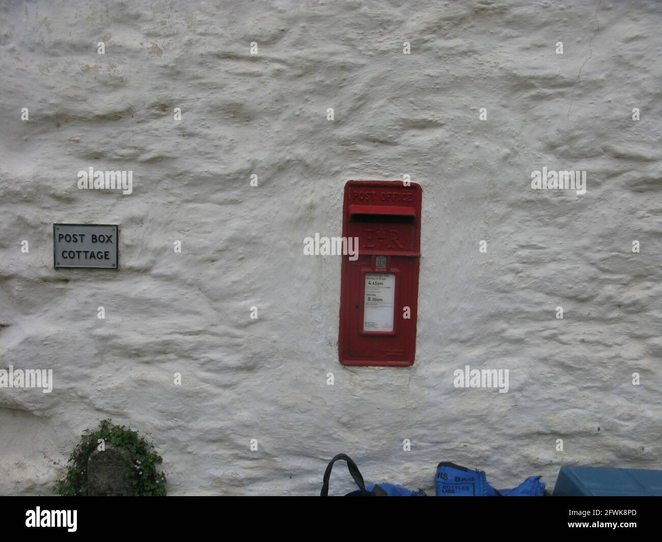 Post box cottage. Helford Passage village. South west coast path ...