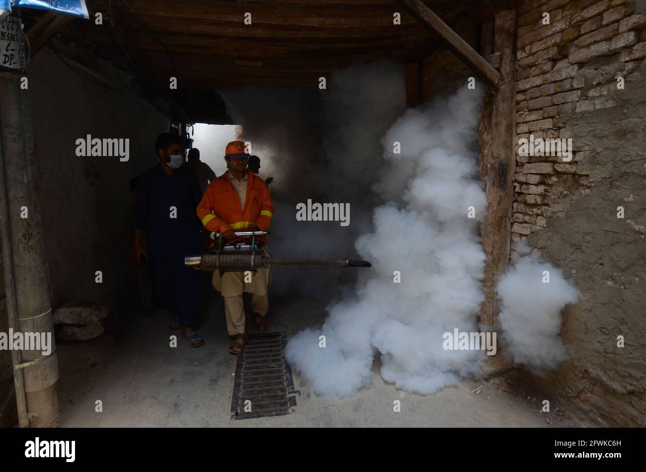 Dengue spray hi-res stock photography and images - Alamy