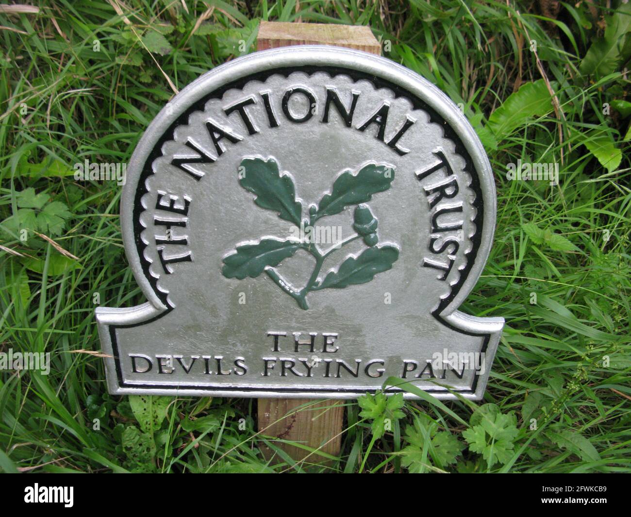 The Devils Frying Pan sign. Cadgwith. South west coast path. Lizard ...