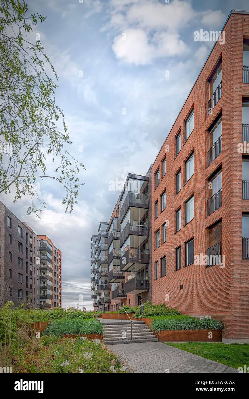 Parapet waterfront hi-res stock photography and images - Alamy